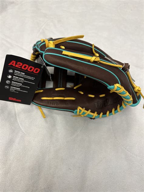 New Right Hand Throw 12 A2000 Wilson February 2022 Gotm Baseball Glove