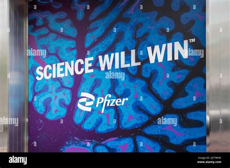 Pfizer Neues Logo Fotos Und Bildmaterial In Hoher Auflösung Alamy