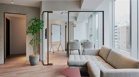 ＋shift Kandaがオープンしました Shift