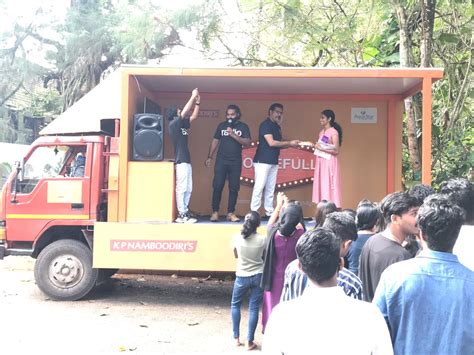 Radio Mango Houseful Roadshow At Cms College Kottayam Cms College