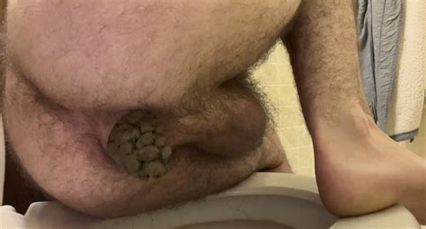 Biggest Dump Ive Ever Squeezed Out Of My Tiny Hole