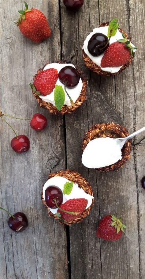 Kupa Me Tërshërë Kos E Fruta Bake My Day Happy