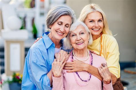 Photos Tres Vieille Mamie Photos De Haute Qualit Gratuites