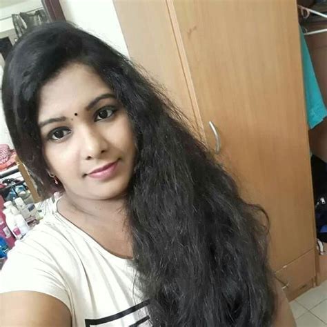 Pin By Chinnaiah Balathandayuthapani On Desi Most Beautiful Women Long Hair Styles Beauty