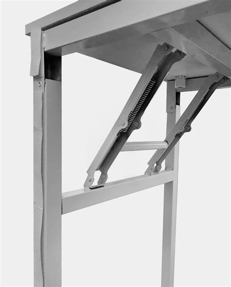 Mesa Stand Con Ruedas Falcorp