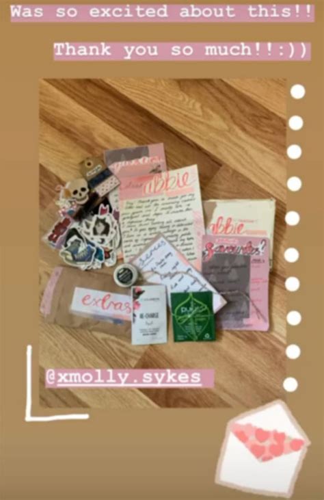 Here For Pen Paling Needs By Mollymckinley12 Fiverr