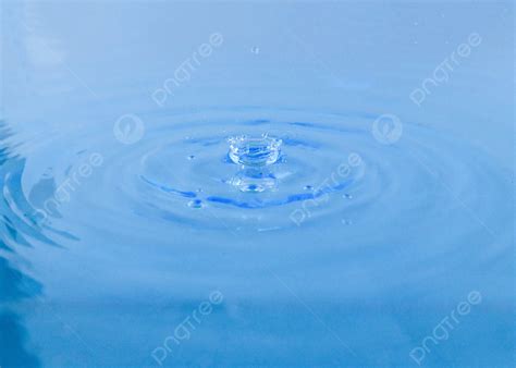블루 톤 사진 일러스트 스플래시 워터 스플래쉬 배경 블루 톤 물 튀김 물 배경 일러스트 및 사진 무료 다운로드 Pngtree