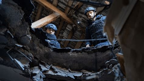 Падіння уламків Циркона у Києві — наслідки ліквідовують досі Читайте на Ukr Net