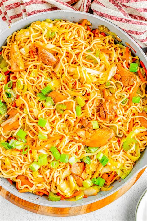 Chicken Chow Mein Noodles