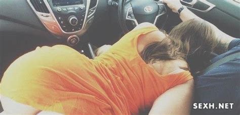 Милахи наслаждаются членами парней и их спермой Pic