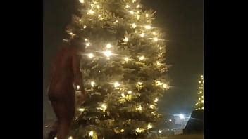 Practicing A Minute Of Exhibitionism In Full Shot Camera Angle While Waiting For A Bus XVIDEOS COM