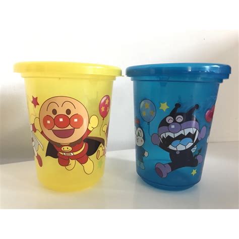 แก้วน้ำพลาสติก 2 ใบ พร้อมฝา 2 อัน และหลอด 2 อัน ขนาด 8x10 ซม อันปังแมน Shopee Thailand