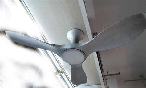 Efenz New Colors Satin Titanium And Black Carbon Fiber Sembawang