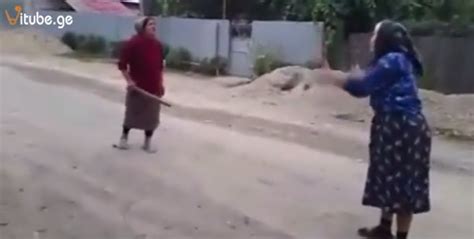 ქალების ჩხუბი რომელმაც სოციალური ქსელი დაიპყრო