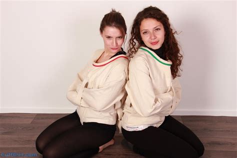 Straitjacket Cuffgirl