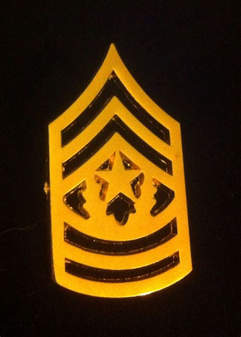 E 9 Command Sergeant Major Is Represented By 3 Chevrons And 3 Rockers