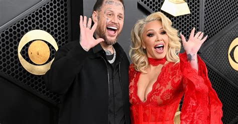 Bunnie Xo Spotted Kissing Dylan Wolf At Jelly Rolls Bar After Divorce