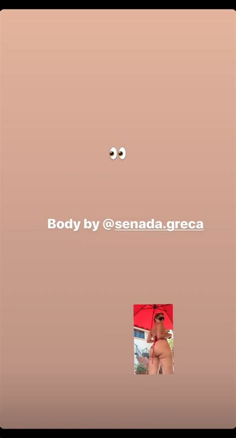 Why Does She Put It So Small Scrolller