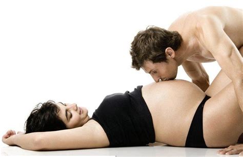 Hot Reasons Why Pregnant Women Need Sex Every Day