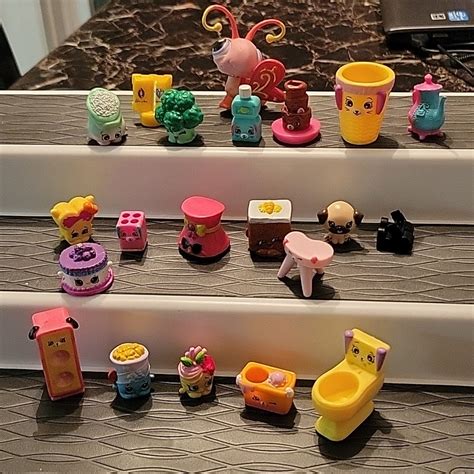 Lot Of Shopkins Mini Figures Toys Collectible Mixed Series 17 Differen