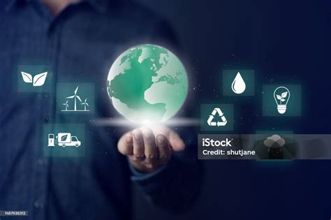 경제 시스템 아이콘 디지털 지속 가능성 및 지속 가능한 기술 개념으로 세계를 보유한 사업가 지속 가능한 자원에 대한 스톡 사진