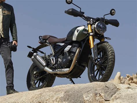 2024 Triumph Scrambler 400 X First Look Zcajyj