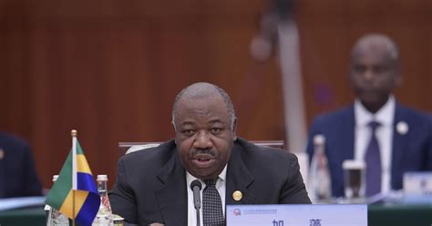 Liberados El Expresidente Ali Bongo Y Su Familia Detenidos Tras El Golpe De Estado De 2023 En