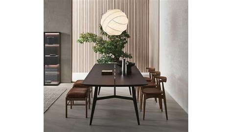 Francis Dining Table By Rimadesio Switch Modern