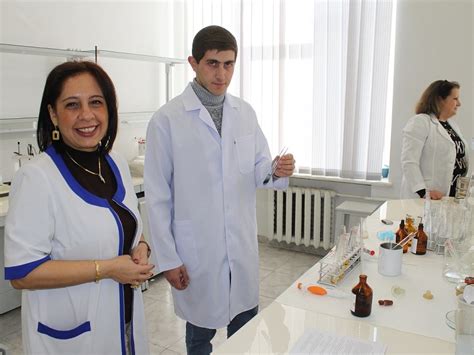 Ագրոնոմիականի ուսանողները զարգացնում են փորձարարական կարողություններն արդիական լաբորատորիայում