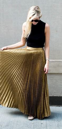 31 Best Gold Pleated Skirt Outfits Ideas Skirt Outfits Outfits Gold