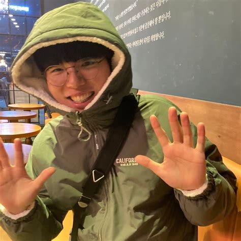 About Realbro Medium