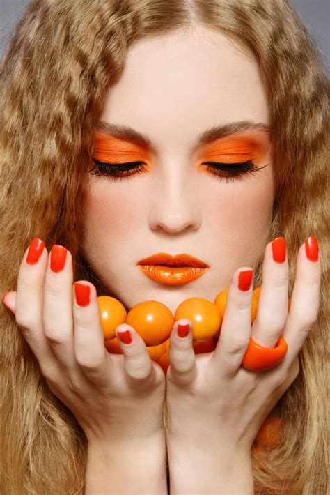32 Makeup Orange Inspirasi Baru