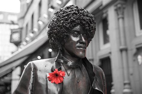 Phil Lynott Dead 38 Years ‘he Was Born In The Uk But Hes One Of Ours Newstalk