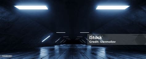 공상 과학 소설 미래 외계인 우주선 어두운 빈 그런 지 콘크리트 반사 타일 바닥 및 화이트 블루 빛나는 Led 조명 스튜디오 홀 복도 터널 3d 렌더링 실험실에 대한 스톡