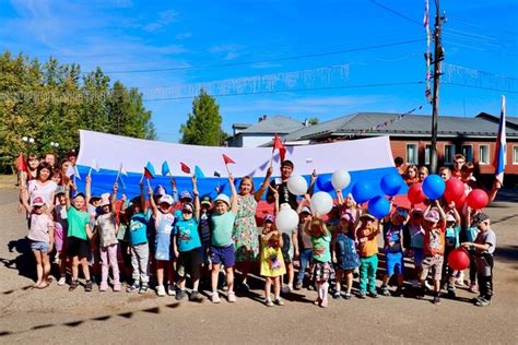 Сегодня 22 августа мы поздравляем всех Россиян с Днем Государственного флага Российской