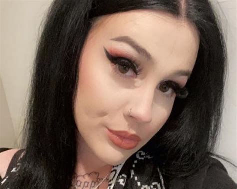 Nancy Gray On Linkedin Vote For Audrey Hathaway To Be Inked Magazines Cover Girl 32 Comments