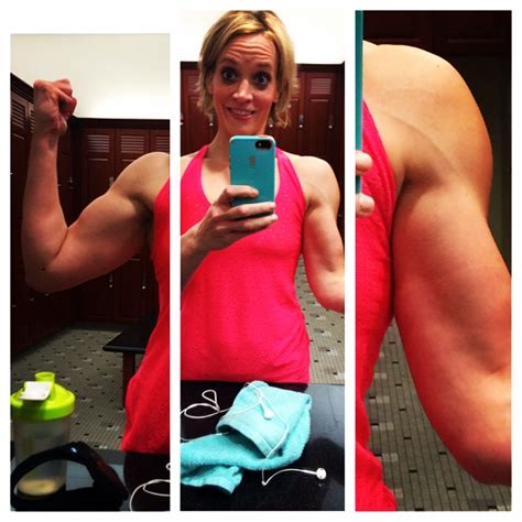 Rear Delt Cable Flyes Jamie Eason