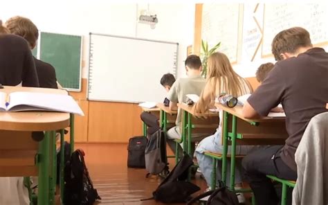 Не лише шкільні фонди батькам доведеться платити за поведінку дітей у школі Освіта Інфо