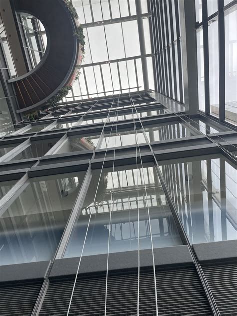 Level 36 Atrium Salesforce Tower Integral Cradles