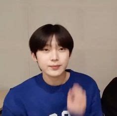 12 Enhypen Middle Finger Ideas Kpop Memes Kpop Funny Funny Faces