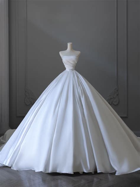 Timeless Ball Gown Strapless Satin White Long Wedding Dress Bridal Dre