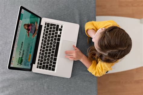 Cách khuyến khích trẻ học lập trình Python thông qua thực hành Hour Of Code Việt Nam