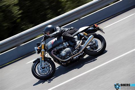 트라이엄프 스럭스톤 Rs 브리티쉬 카페레이서의 최고봉 바이커즈랩