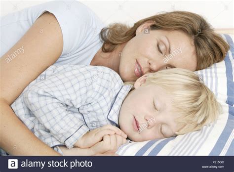 Mother Son Bed Sleep High Resolution Stock Photography And Images Alamy