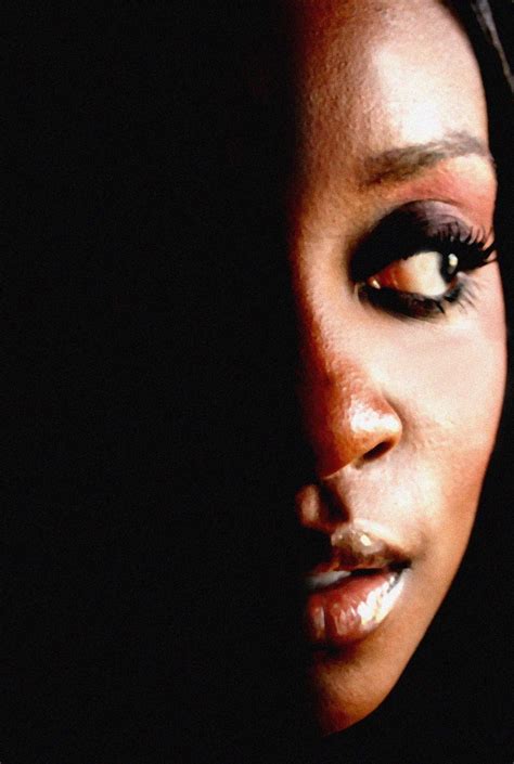 How To Achieve Long Defined Lashes Blushing Black