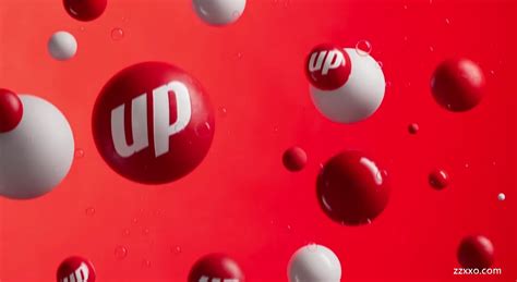 七喜发布全新品牌标识！沿用其标志性的浓郁绿色，但添加了柑橘色调和鲜明的高对比度线条，营造出一种向上的能量感。这是七喜品牌七年来的首次重大形象更新。 平面设计 Logo设计 品牌设计 品牌形象