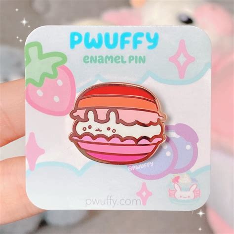 Macabun Lesbian Pride Pin Pwuffy