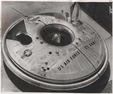 It Came From The Photo Morgue Flying Saucer Soucoupes Volantes