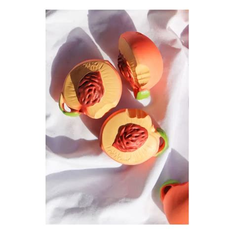 Nobodinoz Bunny Teething Ring Smallable