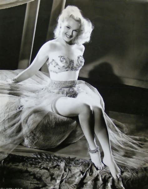 Glamorous Photos Of Adele Jergens In The 1940s And 50s ~ Vintage Everyday